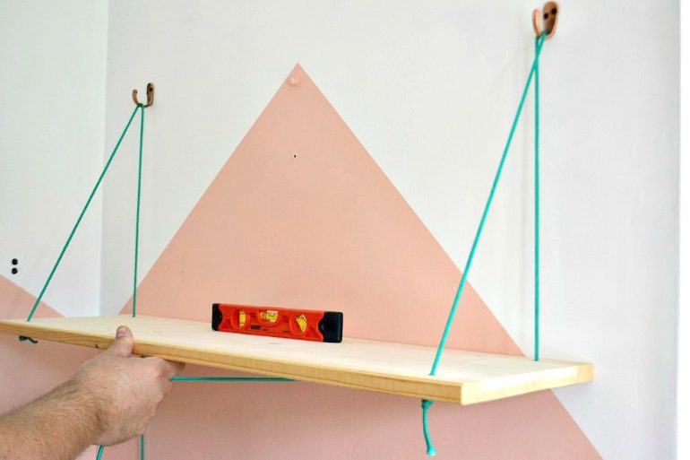 DIY A Simple Hanging Shelf - Tidylife